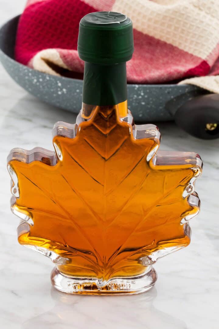 Maple Syrup Substitute (Best 22 Alternatives) - Dances with Knives