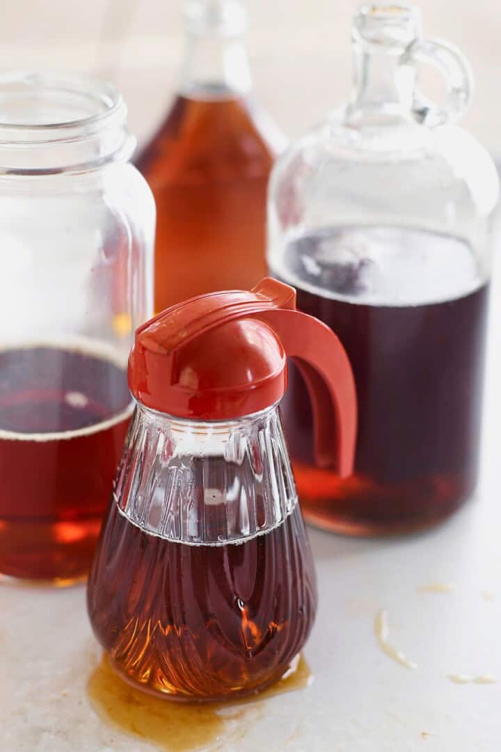 Maple Syrup Substitute (Best 22 Alternatives) - Dances with Knives